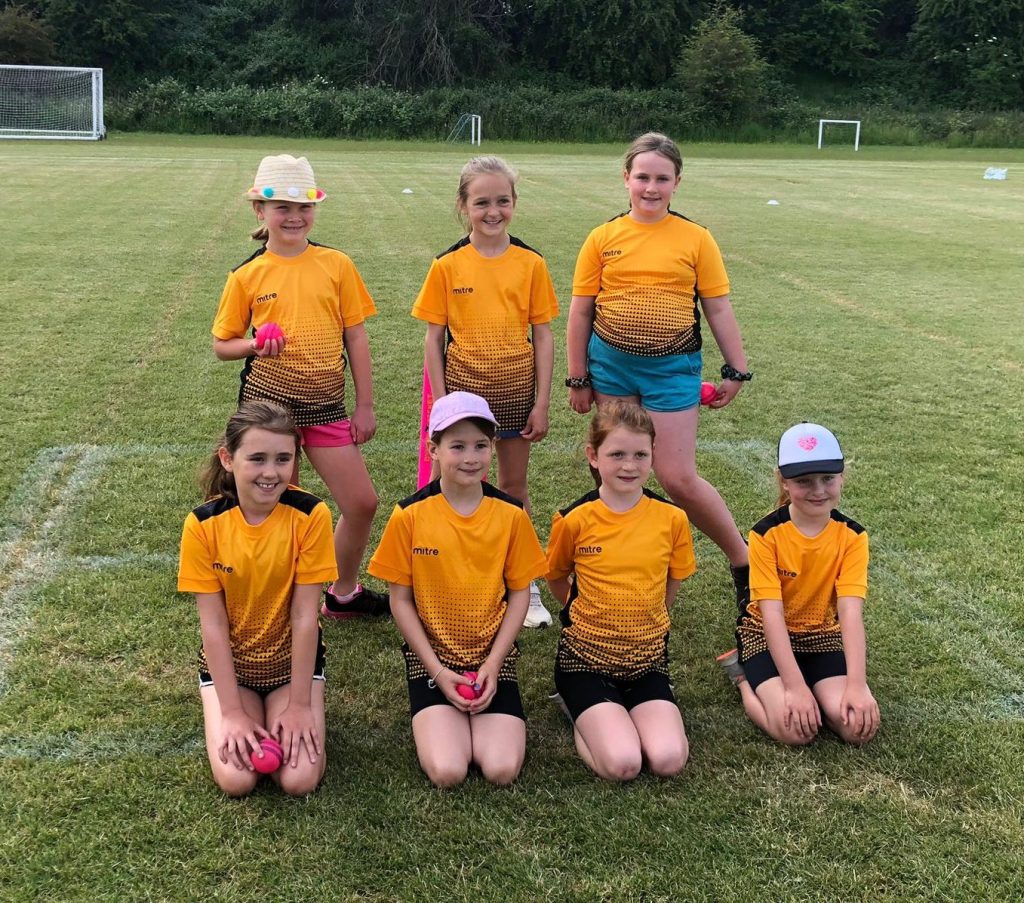 U9 Girls Represent Thame for First Time! - Thame Town Cricket Club